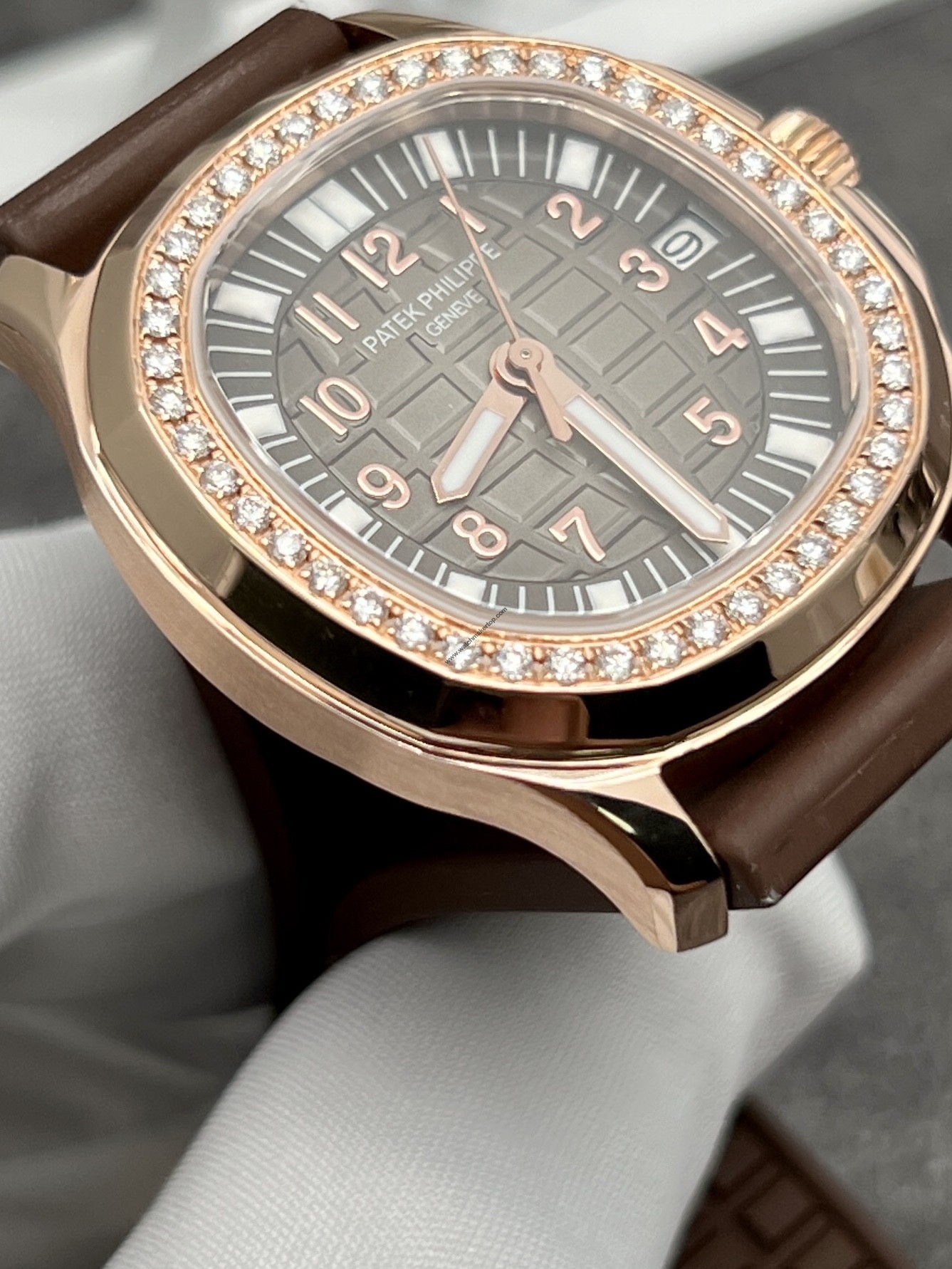 Patek Philippe - Artifex swiss wrist watchmaker