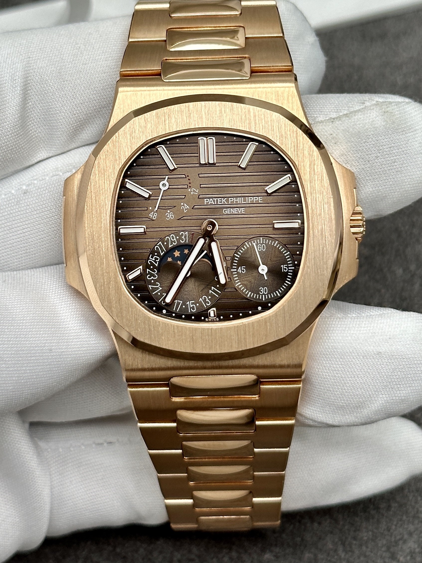 Patek Philippe - Artifex swiss wrist watchmaker